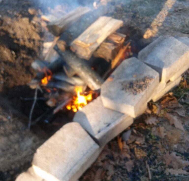 How to Build a Cinder Block Smoker for Direct Heat Smoking - Uncle Bird ...